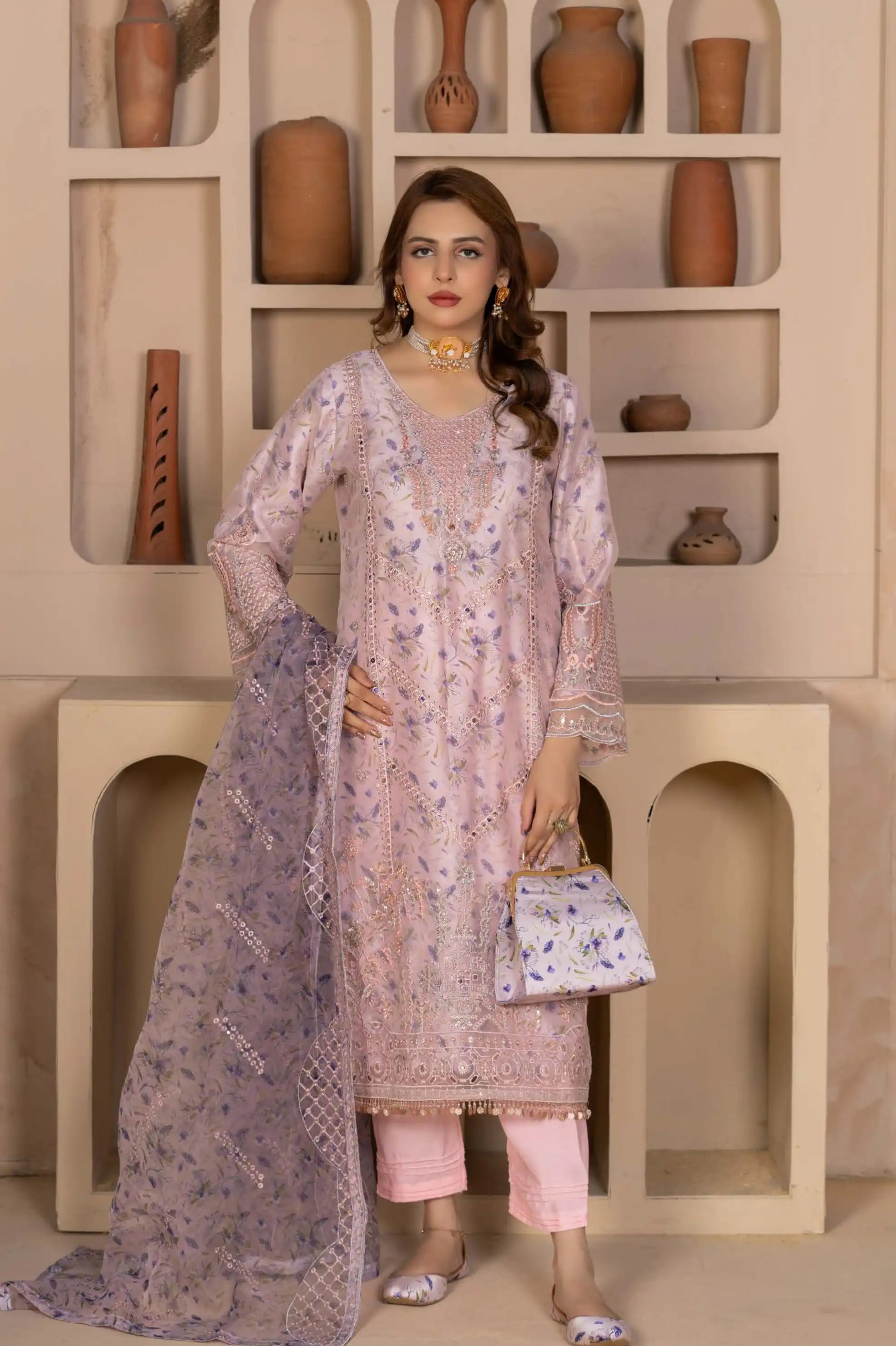 Gul-e-Naaz – SOOTI WEAR